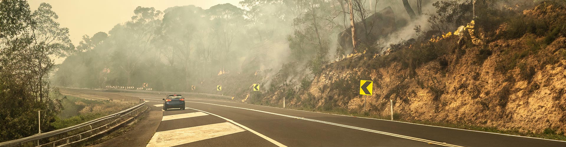Staying safe in the car during a bushfire | Advice and How-to | Open ...