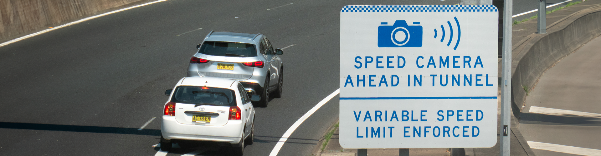 How does an average speed camera work?